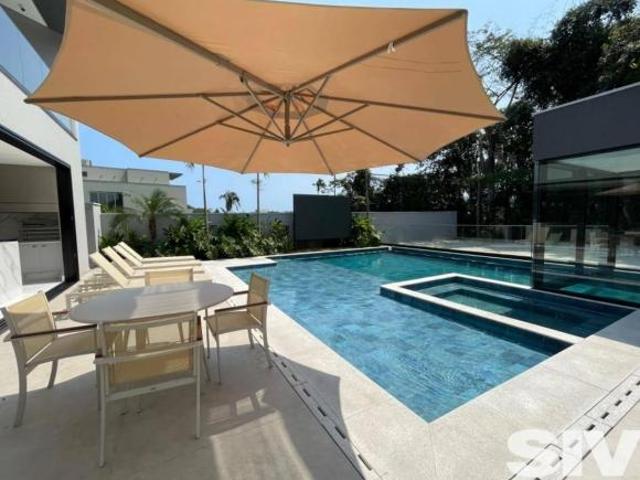 CASA para Venda em BERTIOGA RIVIERA DE SÃO LOURENÇO com 50 m2 de Área Útil, 7 Dormitório s, 7 Suí