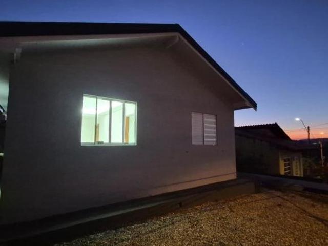 Casa para Venda em Bragança Paulista, Henedina Cortez, 2 dormitórios, 1 banheiro, 1 vaga