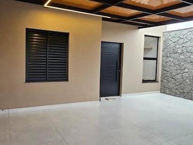 Casa para Venda em Bragança Paulista, Villa Verde, 3 dormitórios, 1 suíte, 2 banheiros, 2 vagas