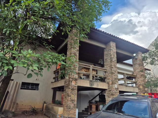 Casa para venda em Brasiléia em Betim Minas Gerais de 400.00m² com 3 Quartos, 1 Suíte e 2 Garagens