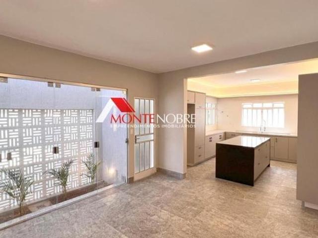 Casa para Venda em Brasília, Sobradinho, 4 dormitórios, 2 suítes, 3 banheiros, 6 vagas