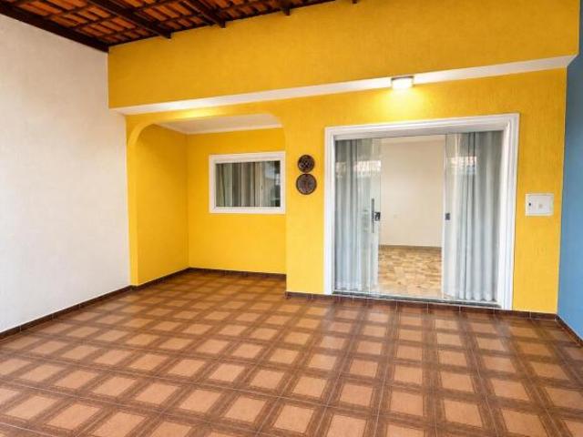 Casa para Venda em Brasília, Samambaia Sul Samambaia, 2 dormitórios, 2 suítes, 2 banheiros, 2 vaga