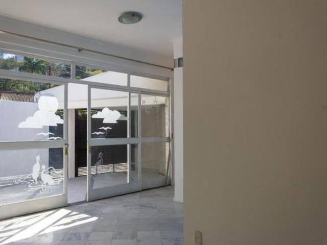 Casa para venda em Brooklin de 185.00m² com 4 Quartos, 4 Suites e 3 Garagens