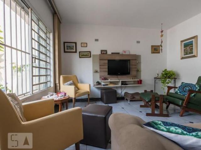 Casa para venda em Brooklin de 181.00m² com 3 Quartos, 1 Suite e 2 Garagens