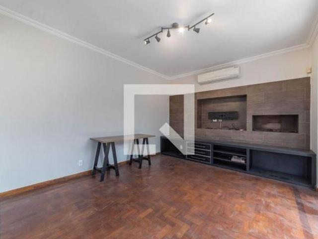 Casa para venda em Brooklin de 250.00m² com 3 Quartos e 3 Garagens