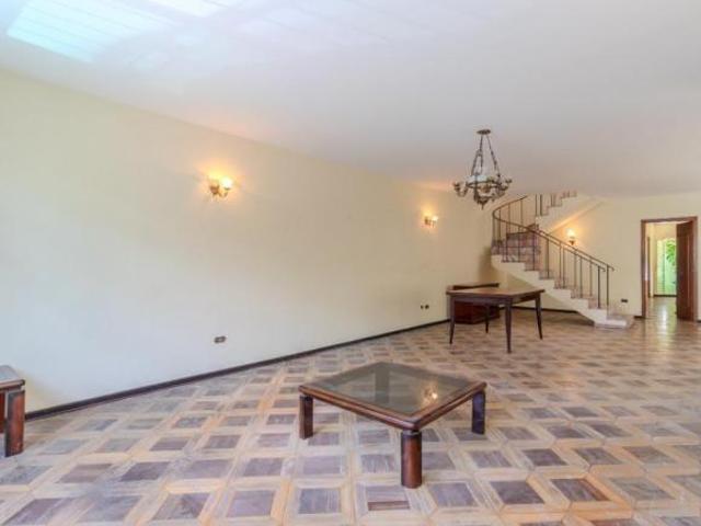 Casa para venda em Brooklin Paulista com 3 quartos, sendo 1 suíte, 500m²