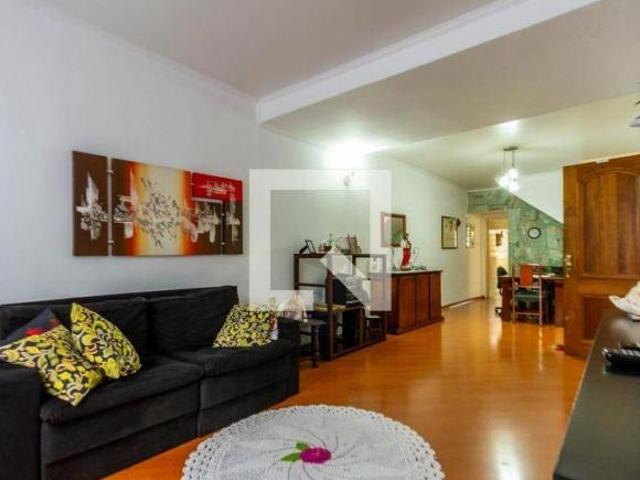 Casa para venda em Brooklin Paulista de 150.00m² com 4 Quartos, 1 Suite e 2 Garagens