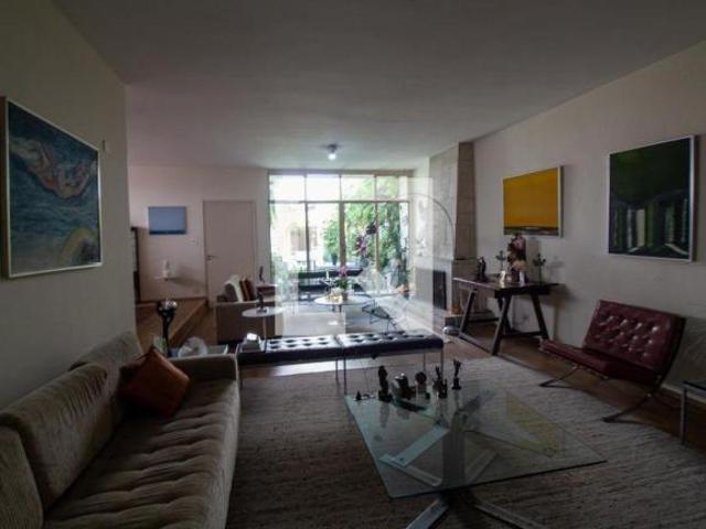 Casa para venda em Brooklin Paulista de 300.00m² com 4 Quartos, 1 Suite e 3 Garagens