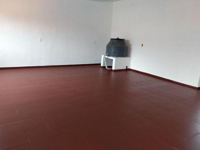 Casa para venda em Burgo Paulista de 246.00m² com 3 Quartos, 1 Suite e 3 Garagens