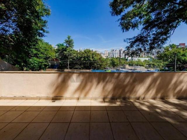 Casa para venda em Buritis de 271.00m² com 4 Quartos, 1 Suite e 6 Garagens