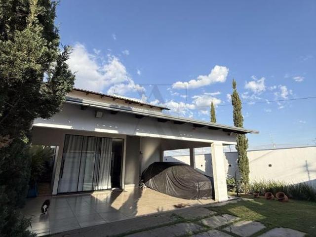 Casa para venda em Goianésia