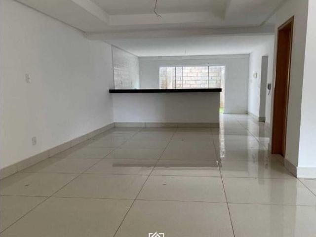 Casa para venda em Goiânia 2, Goiânia
