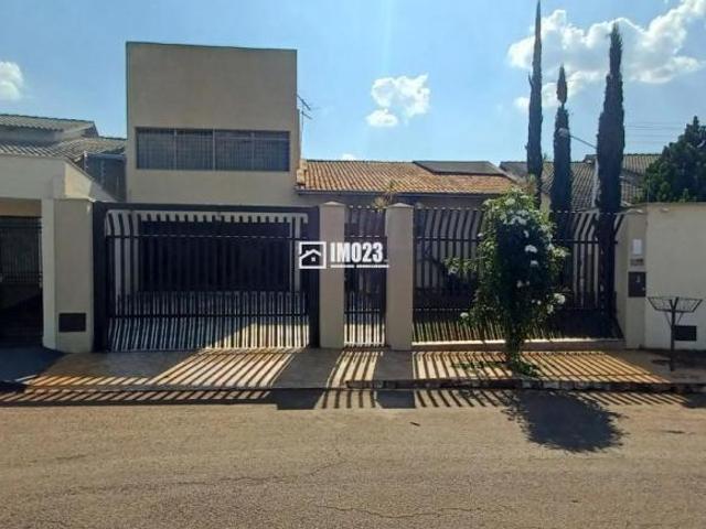 Casa para Venda em Goiânia, Vila Rezende, 4 dormitórios, 1 suíte, 4 banheiros, 5 vagas