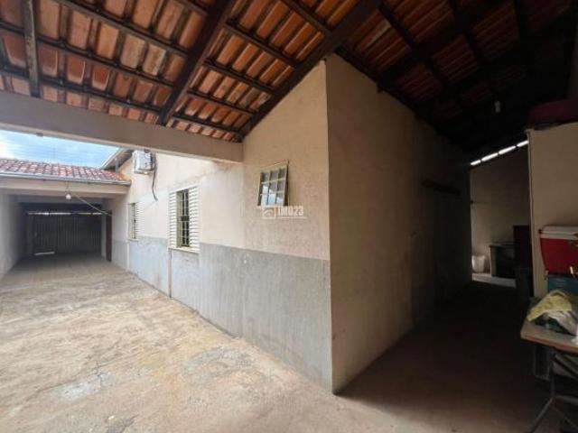 Casa para Venda em Goiânia, Cidade Jardim, 3 dormitórios, 2 suítes, 4 vagas