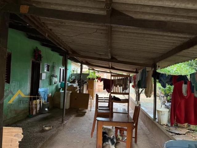 Casa para Venda em Goiânia, Condomínio Santa Rita 7ª Etapa, 3 dormitórios, 2 banheiros, 4 vagas