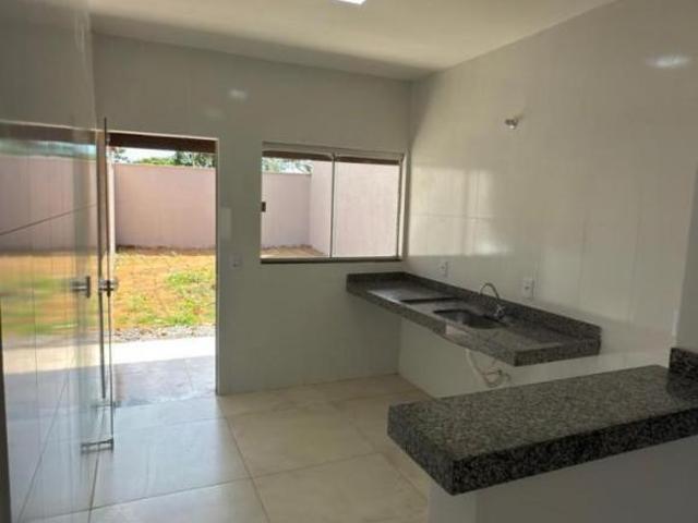 Casa para Venda em Goiânia, Jardim Alphaville, 3 dormitórios, 1 suíte, 2 banheiros, 2 vagas