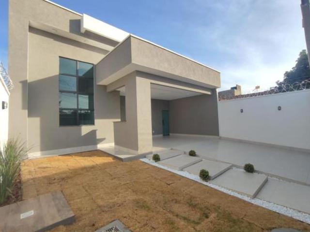Casa para Venda em Goiânia, Moinho dos Ventos, 3 dormitórios, 1 suíte, 2 banheiros, 4 vagas