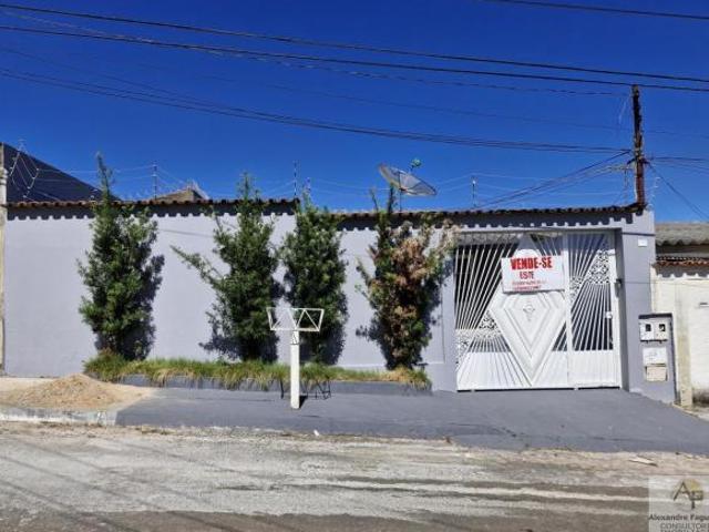 Casa para Venda em Goiânia, Residencial Sonho Verde, 3 dormitórios, 2 banheiros, 2 vagas