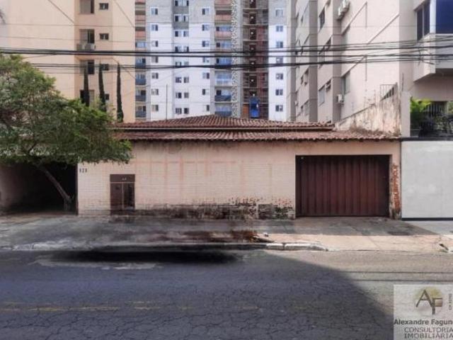 Casa para Venda em Goiânia, SETOR AEROPORTO, 4 dormitórios, 1 suíte, 3 banheiros, 3 vagas