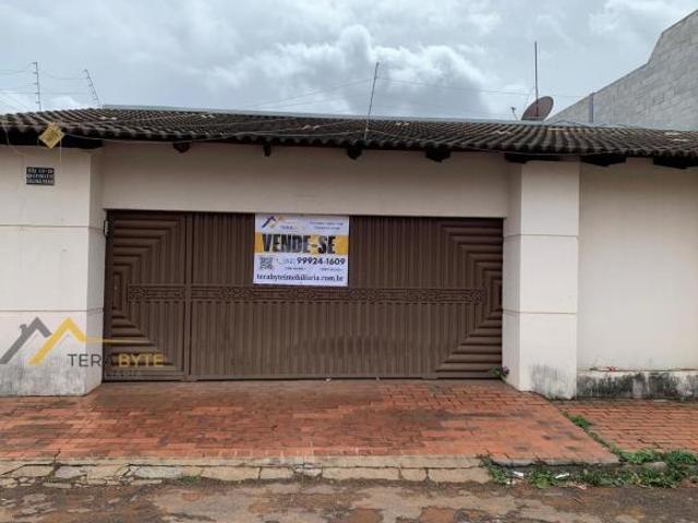 Casa para Venda em Goiânia, Setor Celina Park, 4 dormitórios, 1 suíte, 2 banheiros, 3 vagas
