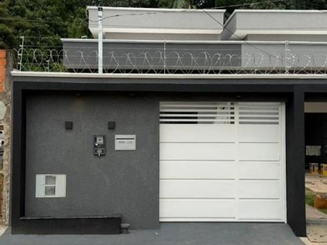 Casa para Venda em Goiânia, Setor Estrela Dalva, 2 dormitórios, 1 suíte, 2 banheiros, 1 vaga