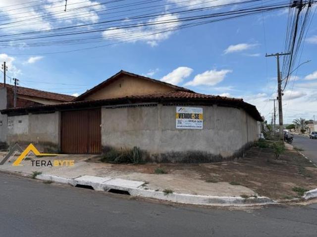 Casa para Venda em Goiânia, Solange Park II, 3 dormitórios, 3 suítes, 5 banheiros, 3 vagas