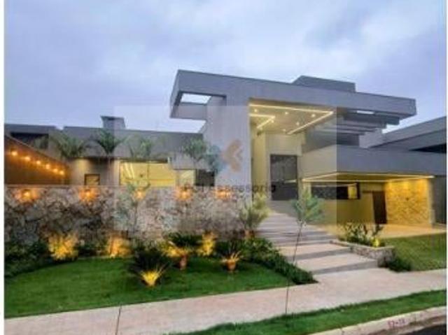 Casa para venda em Golden Park Residence de 296.00m² com 3 Quartos, 3 Suites e 3 Garagens