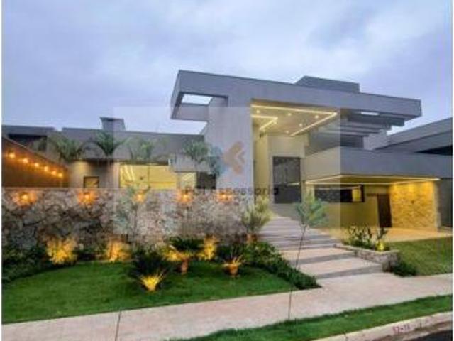 Casa para venda em Golden Park Residence de 296.00m² com 3 Quartos, 3 Suites e 3 Garagens