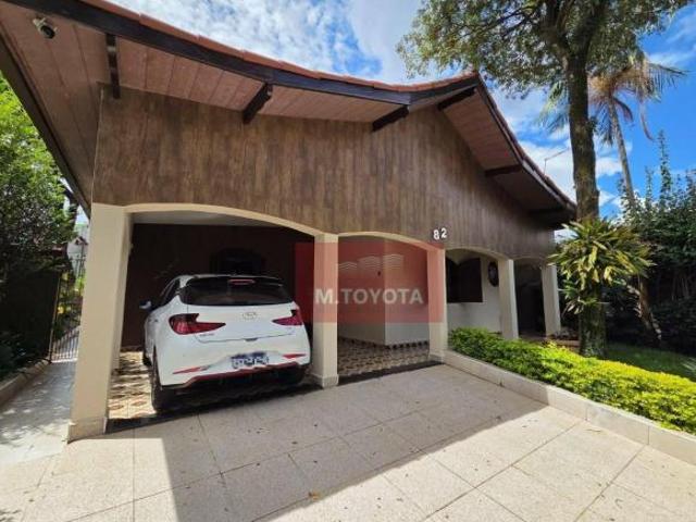 Casa para venda em Gopoúva de 226.00m² com 4 Quartos, 2 Suites e 6 Garagens
