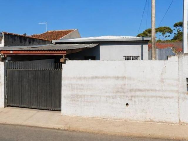 Casa para venda em Ganchinho de 90.00m² com 3 Quartos e 2 Garagens