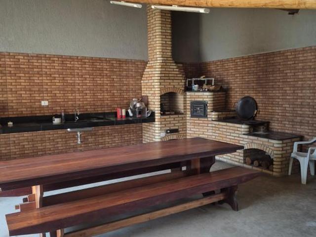Casa para venda em Gentileza em Betim Minas Gerais de 150.00m² com 3 Quartos, 1 Suíte e 10 Garagens