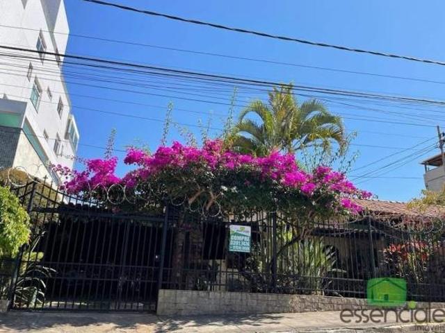 Casa para venda em Glória, Contagem
