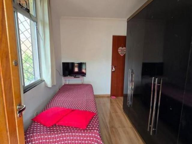 Casa para venda em Glória, Contagem