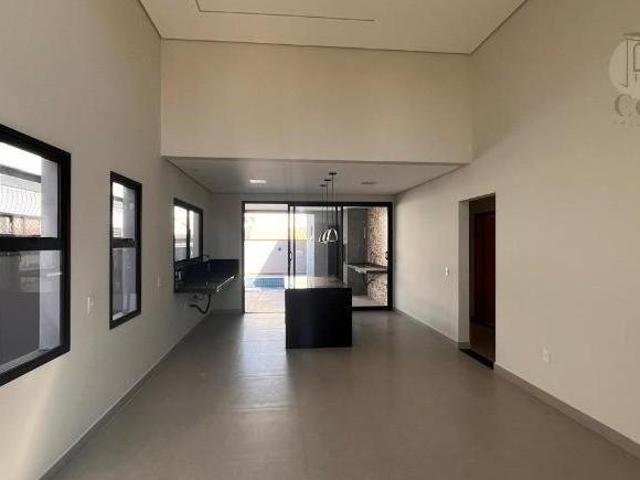 Casa para venda em Gran Ville 1 de 160.00m² com 3 Quartos, 3 Suites e 4 Garagens