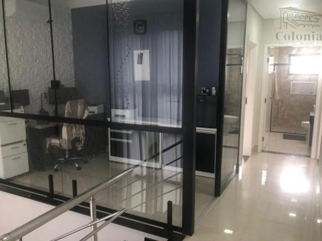 Casa para venda em Gran Ville 2 de 196.00m² com 3 Quartos, 1 Suite e 4 Garagens