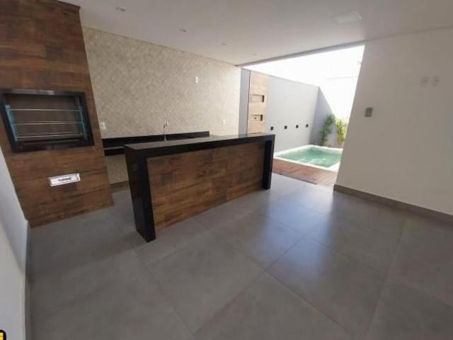 Casa para venda em Granada, Uberlândia