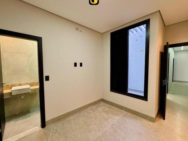 Casa para venda em Granada, Uberlândia