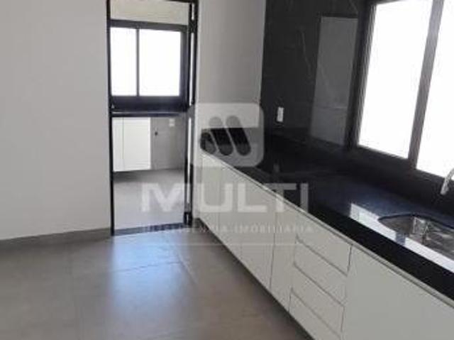Casa para venda em Grand Ville, Uberlândia