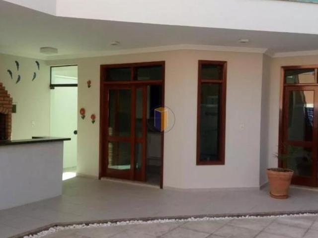 Casa para venda em Granja Olga I de 300.00m² com 4 Quartos, 4 Suites e 5 Garagens