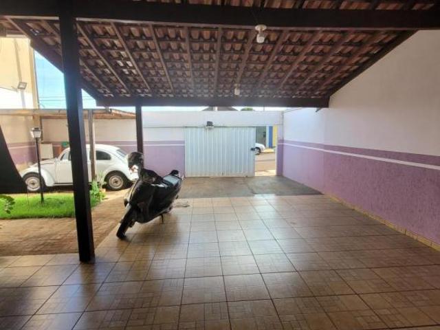 Casa para Venda em Guaíra, CENTRO, 2 dormitórios, 2 banheiros, 4 vagas