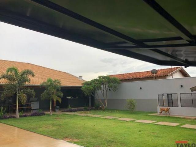 Casa para Venda em Guaíra, R GUIMARAES, 3 dormitórios, 2 banheiros, 8 vagas