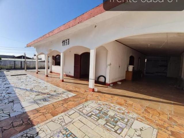 Casa para Venda em Guaratuba, Cohapar, 3 dormitórios, 1 suíte, 2 banheiros, 3 vagas