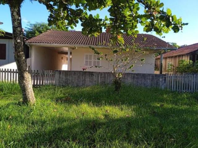 Casa para Venda em Guaratuba, Coroados, 3 dormitórios, 1 suíte, 3 banheiros, 4 vagas