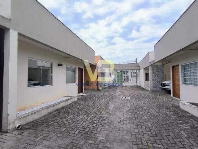 Casa para venda em Guaratuba de 50.00m² com 2 Quartos, 1 Suite e 1 Garagem