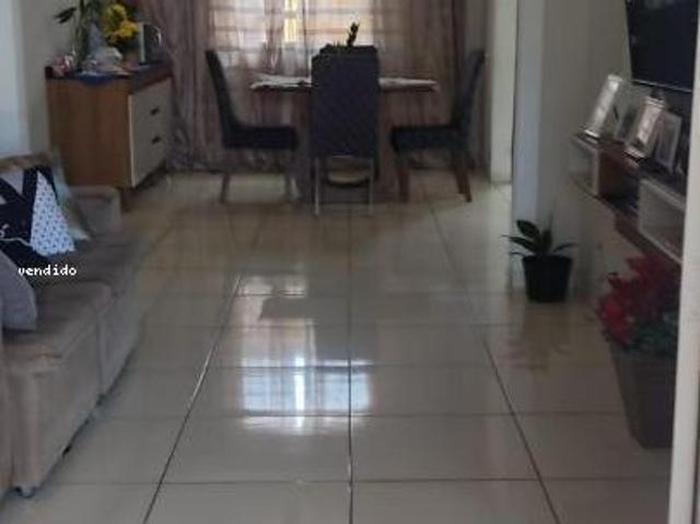 Casa para Venda em Guaratuba, Piçarras, 3 dormitórios, 1 suíte, 1 banheiro, 1 vaga