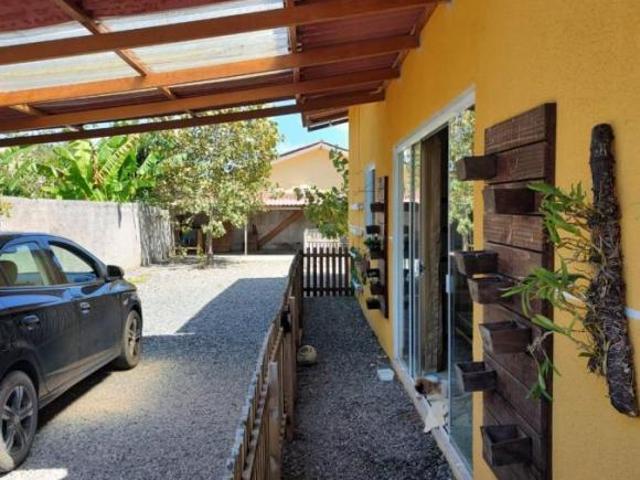 Casa para Venda em Guaratuba, Piçarras, 3 dormitórios, 1 suíte, 2 banheiros, 2 vagas