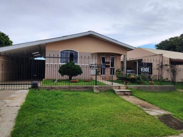 Casa para Venda em Guarapuava, Bonsucesso, 3 dormitórios, 1 banheiro, 5 vagas