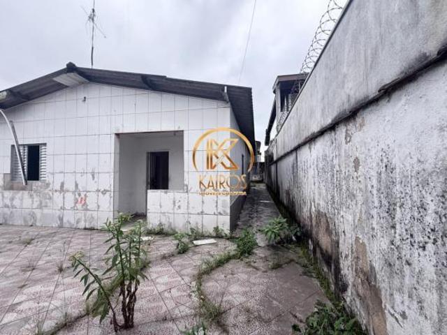 Casa para Venda em Guarujá, Vila Áurea Vicente de Carvalho, 3 dormitórios, 1 banheiro, 2 vagas