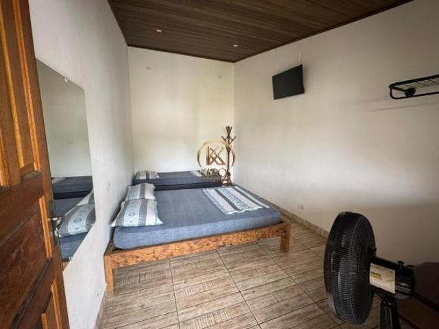 Casa para Venda em Guarujá, Guaiúba, 6 dormitórios, 2 suítes, 4 banheiros, 4 vagas