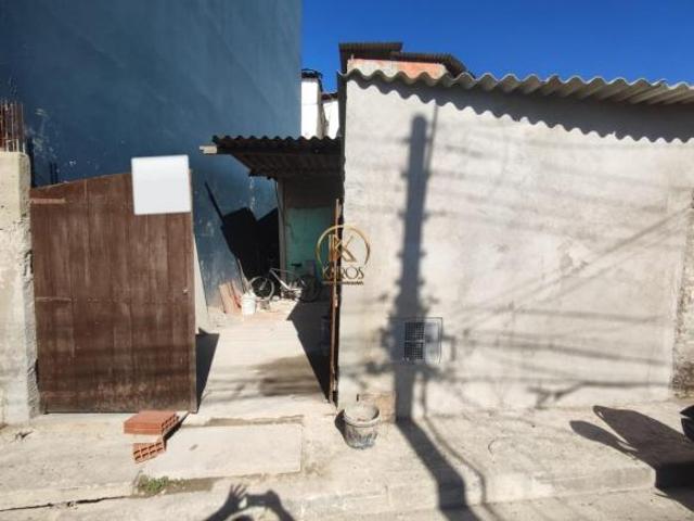 Casa para Venda em Guarujá, JARDIM SANTA MARIA, 2 dormitórios, 1 banheiro, 1 vaga